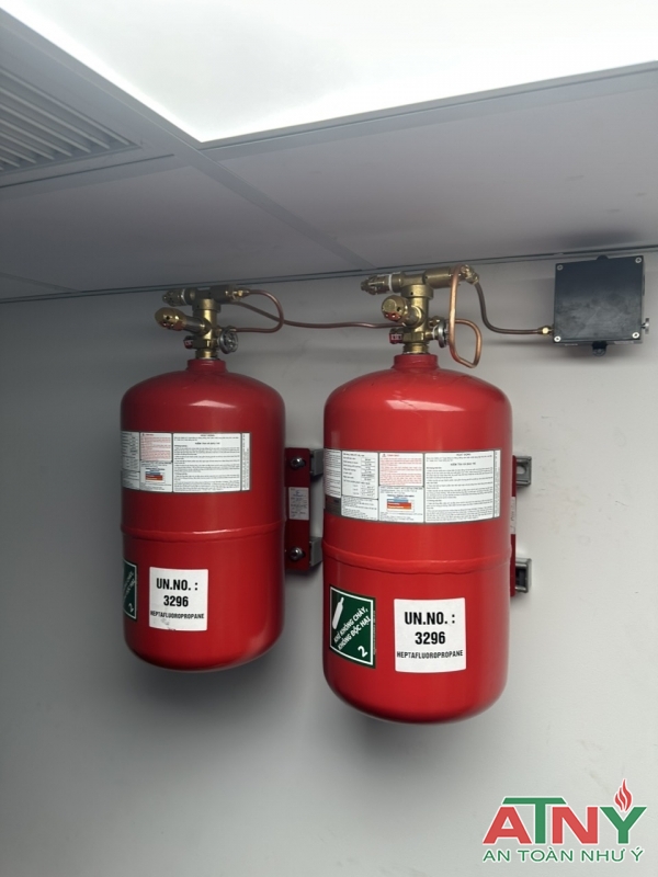 Bình chữa cháy tự động khí fm200 SMS-227 15kg lít 8kg lít giá bao