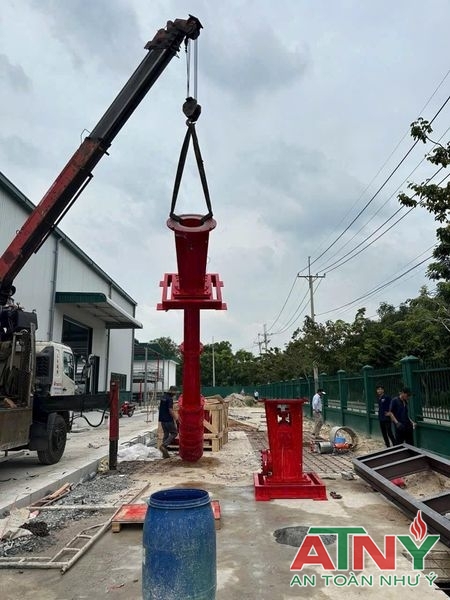 Cung cấp báo giá máy bơm turbine trục đứng pccc điện diesel bù áp qc02