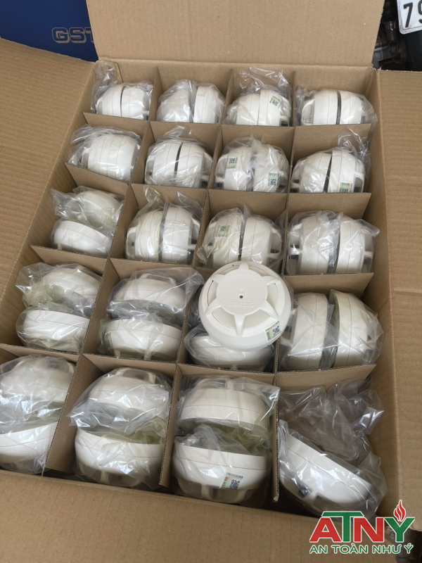 Đầu báo khói Siemens FDO181 kiểm định cấp tem pccc