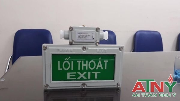 Đèn exit chống nổ giá bao nhiêu?